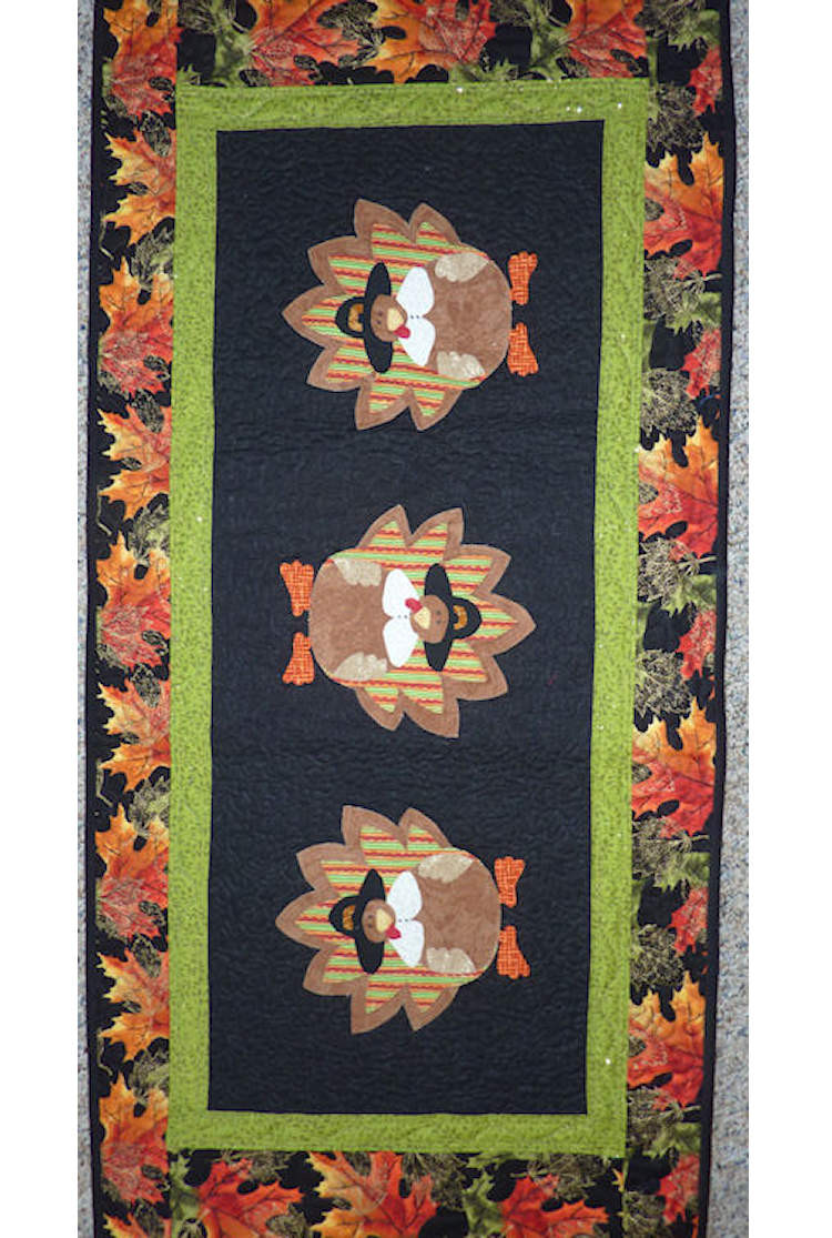 Turkey Trot Table Runner , Sew Wonderful Dreams - Applique and Paper ...